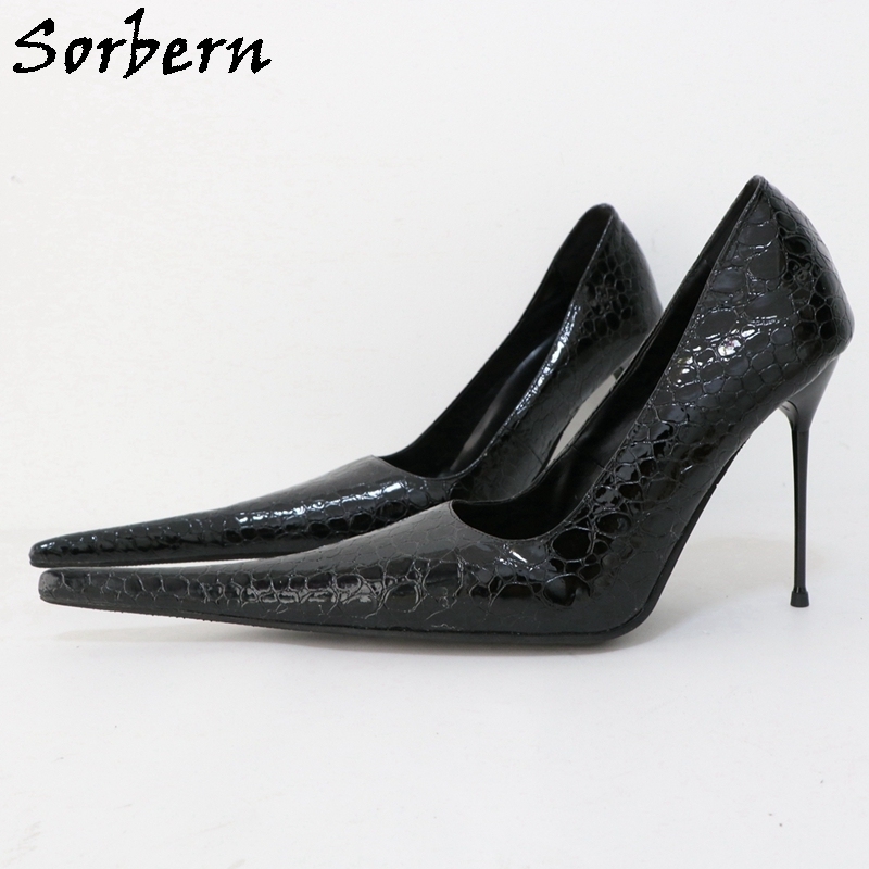 The Cigarette Heel Shoes We Are Currently Obsessing Over