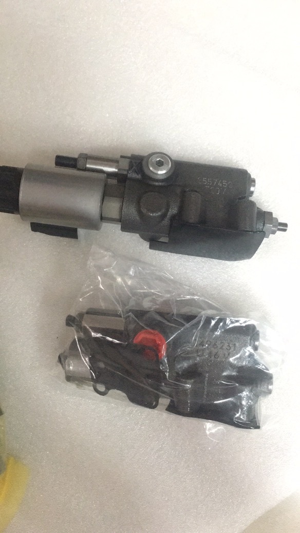 Volvo VOE 15043827 15011528 Control Valve