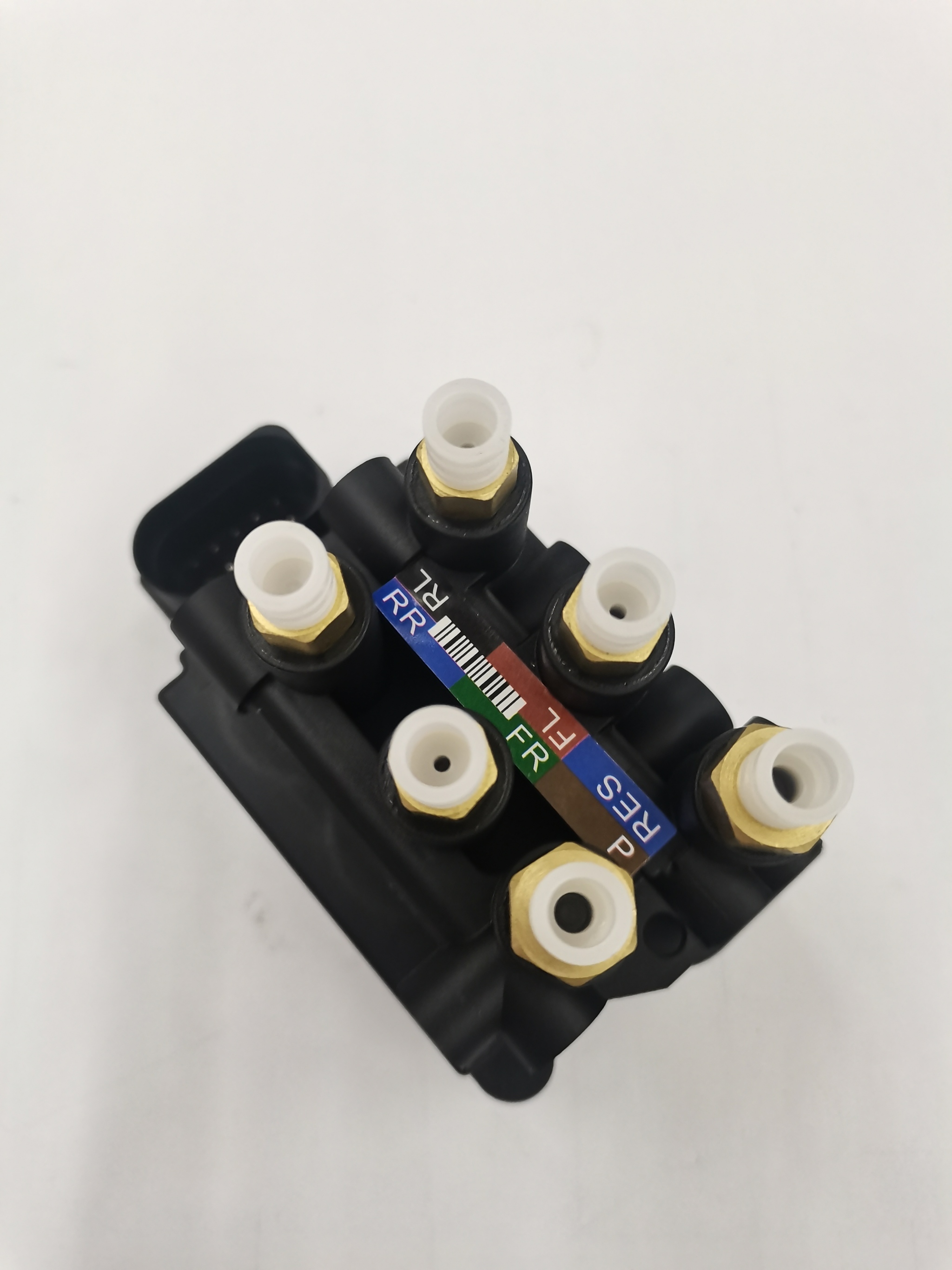 OEM quality Audi Q74M Air Matic Solenoid Valve Block OE 4M0616013A