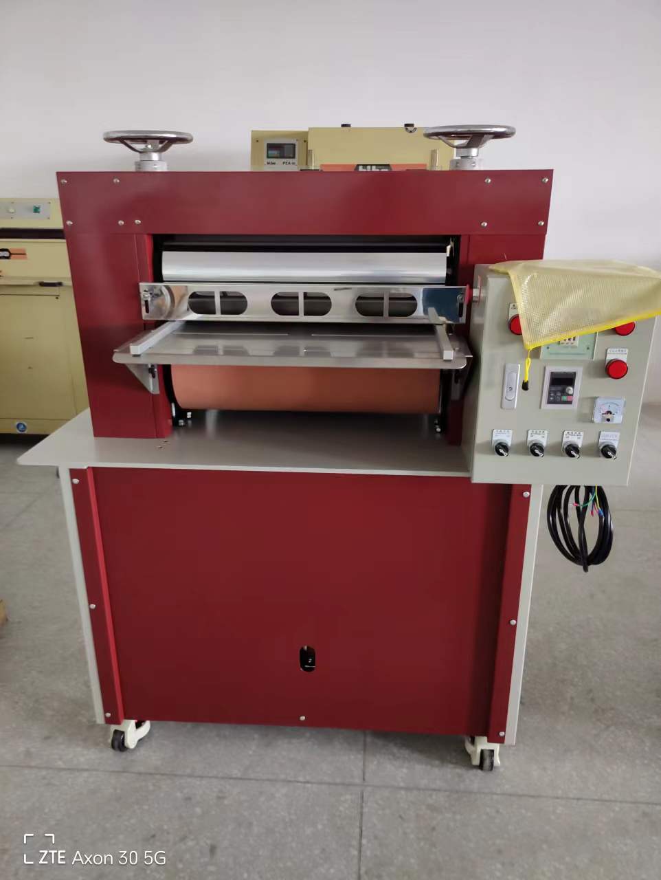 SC-112 Laminating and Calendering machine
