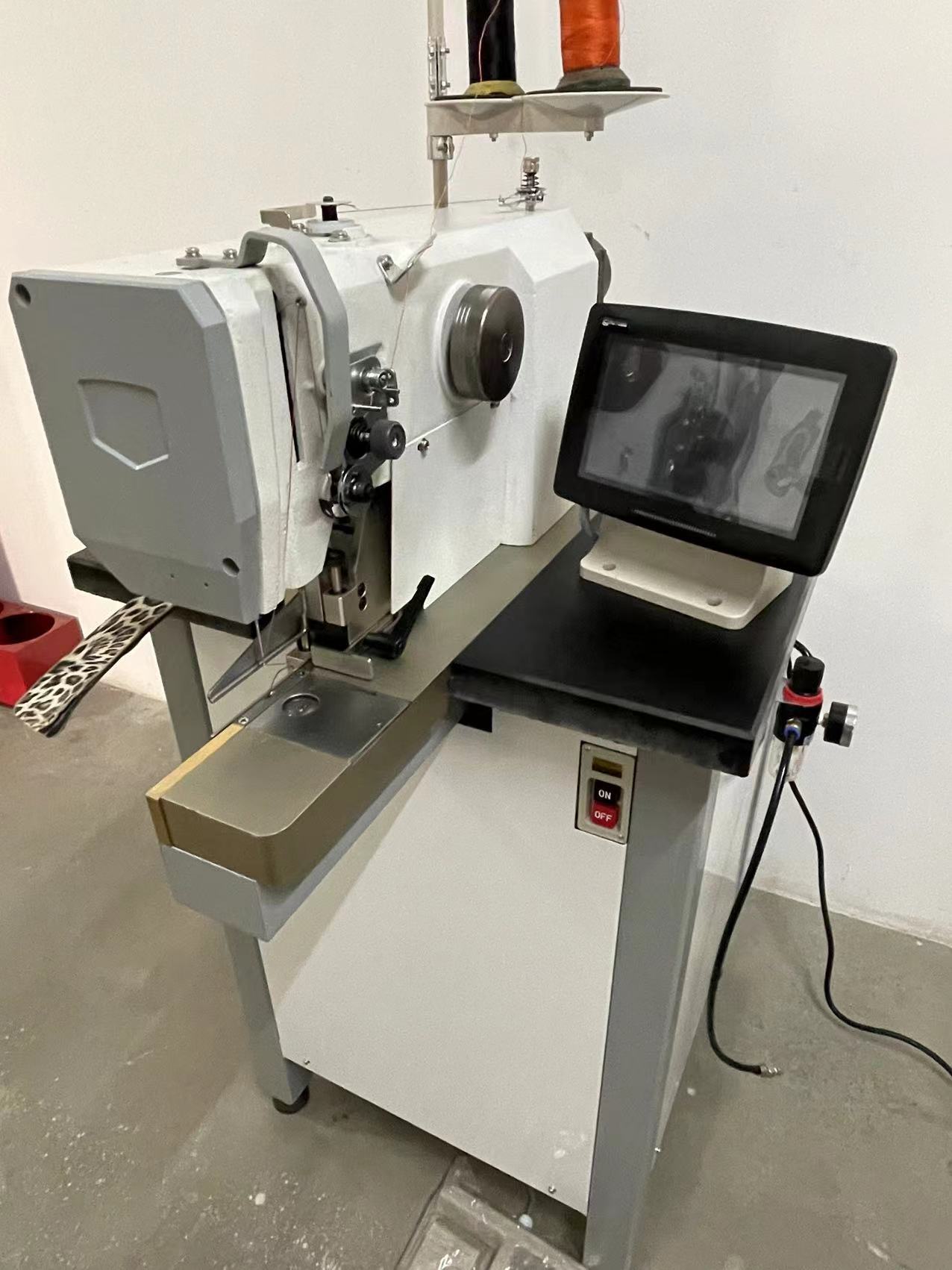 SC-705 Belt buckle component stitching sewing machine