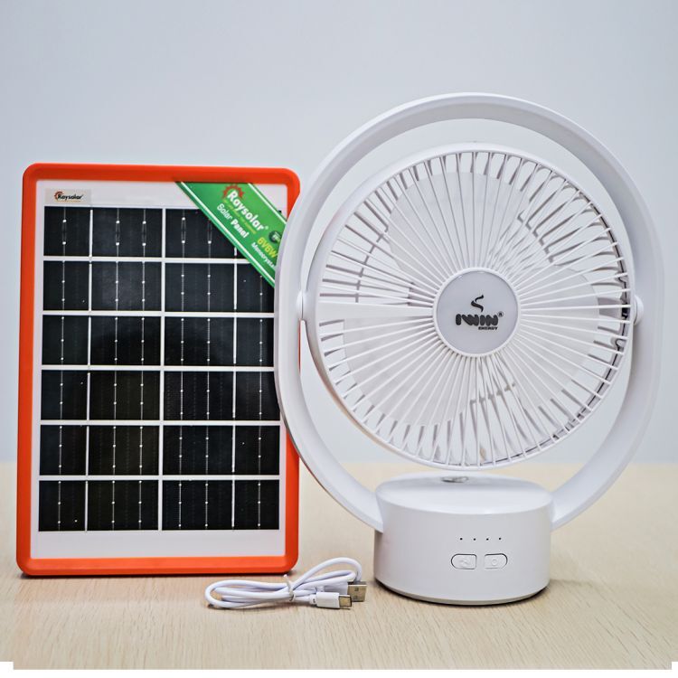 IWIN-8008C Nice looking little fan with long battery life