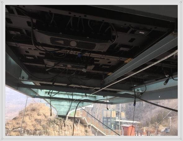 Glass walkway