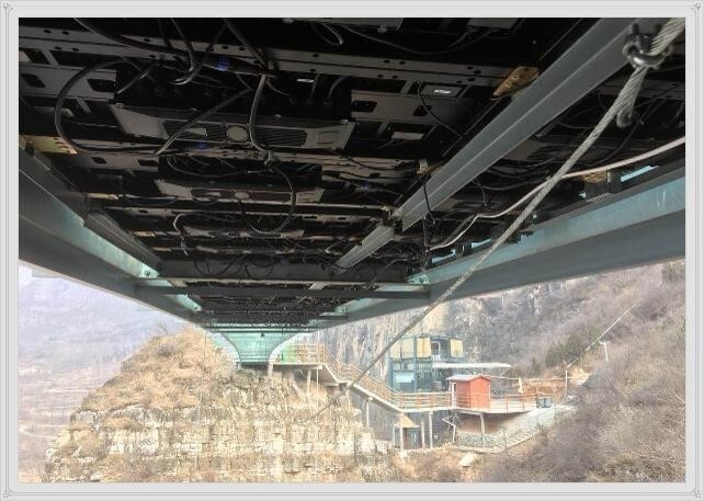 Glass walkway