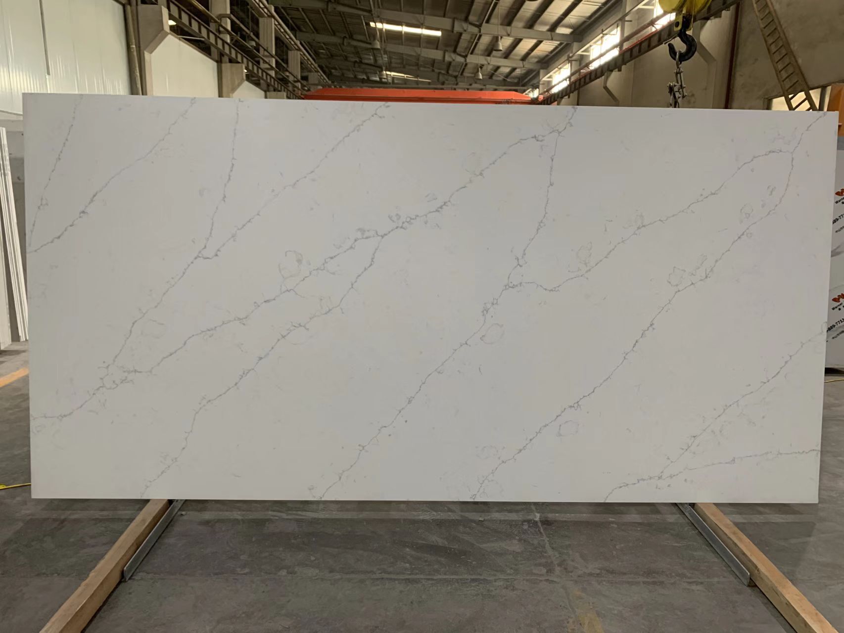 Carrara White (HN-702)