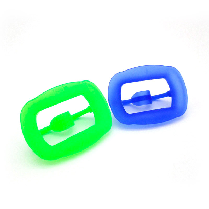 Silicone Cheek Retractor