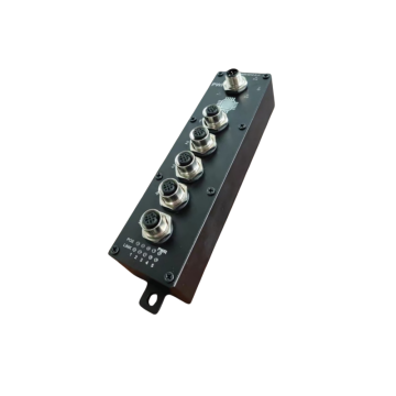 5 Port 10/100M M12 Industrial PoE Switch (EL1050FP-M12), IP40,EN50155