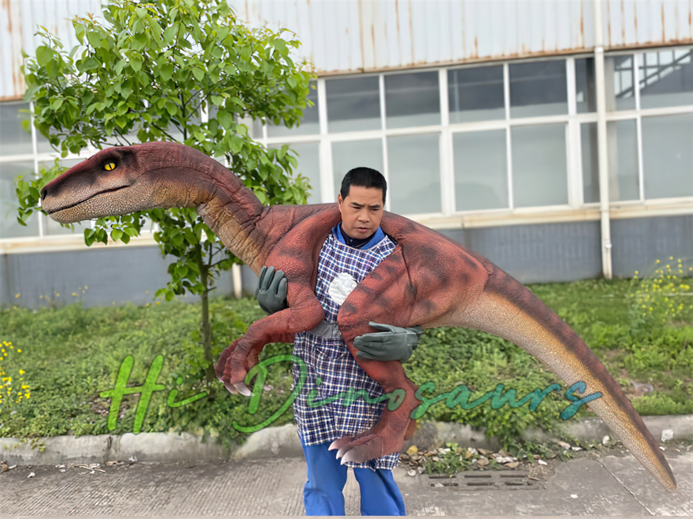 Vivid Jurassic Park Raptor Puppet On Shoulder | Hi Dinosaurs