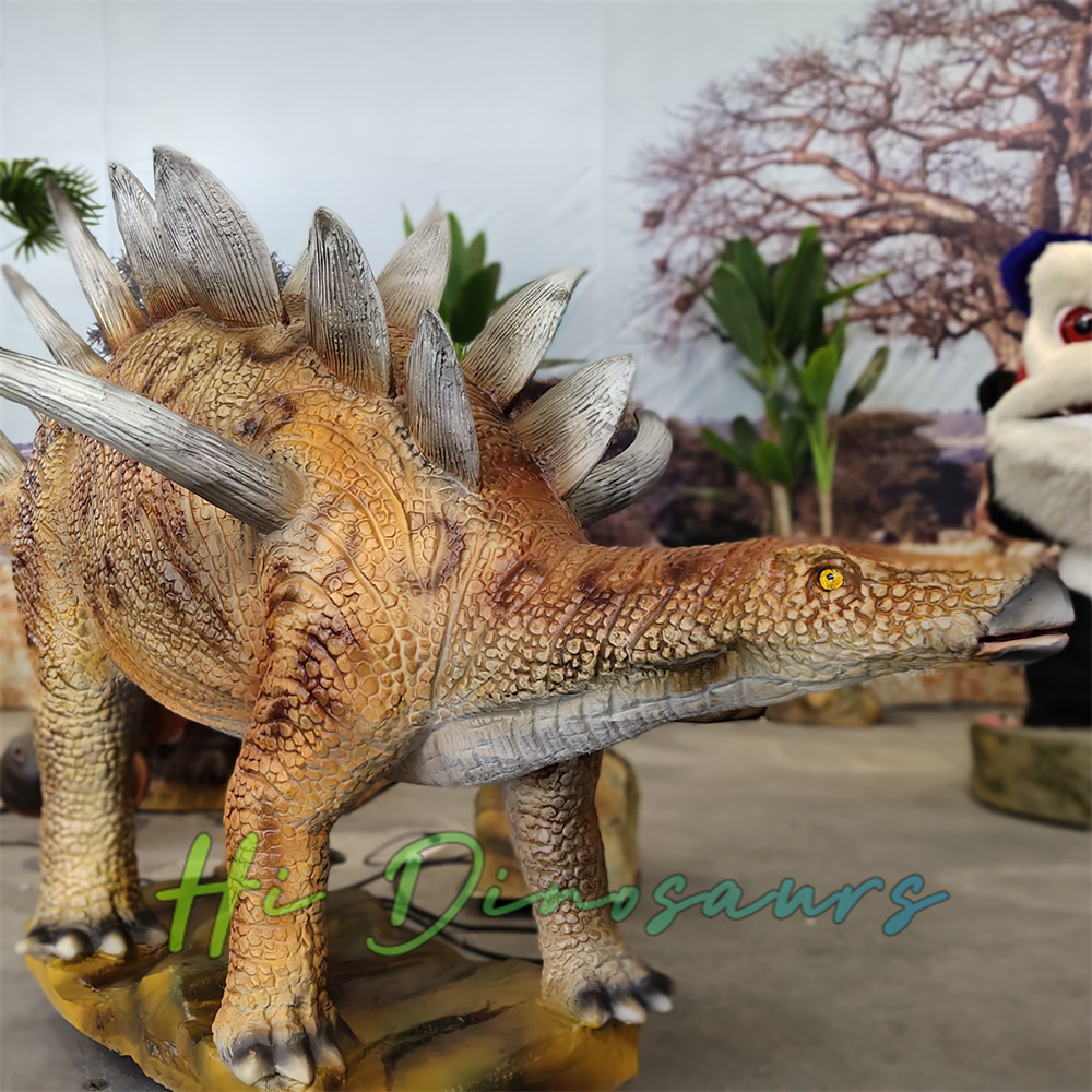 Jurassic Park Animatronic Attraction Life Size Kentrosaurus | Hi Dinosaurs