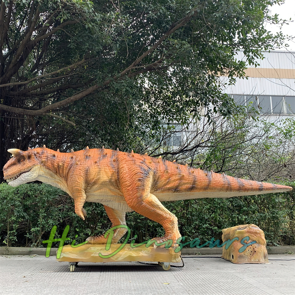 Vivid Animatronic Carnotaurus With Tiny Arms | Hi Dinosaurs