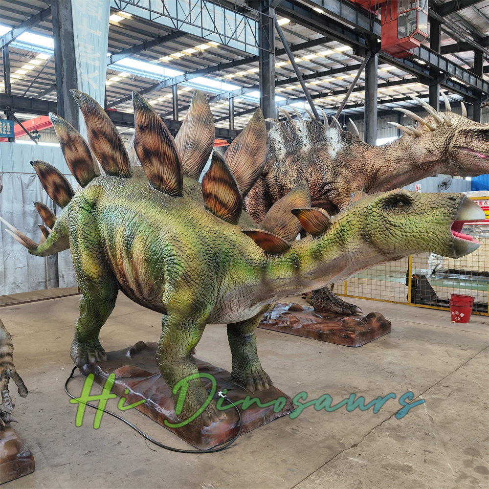 Life Size Animatronic Stegosaurus Attraction | Hi Dinosaurs