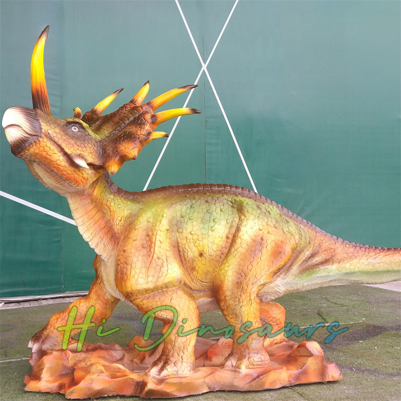 Life-Size Realistic Styracosaurus Fiberglass Statue | Hi Dinosaurs