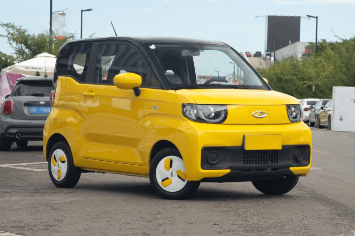 China Electric Cars EVHOUSE YOUNG GUANG Crayon Shin Chan