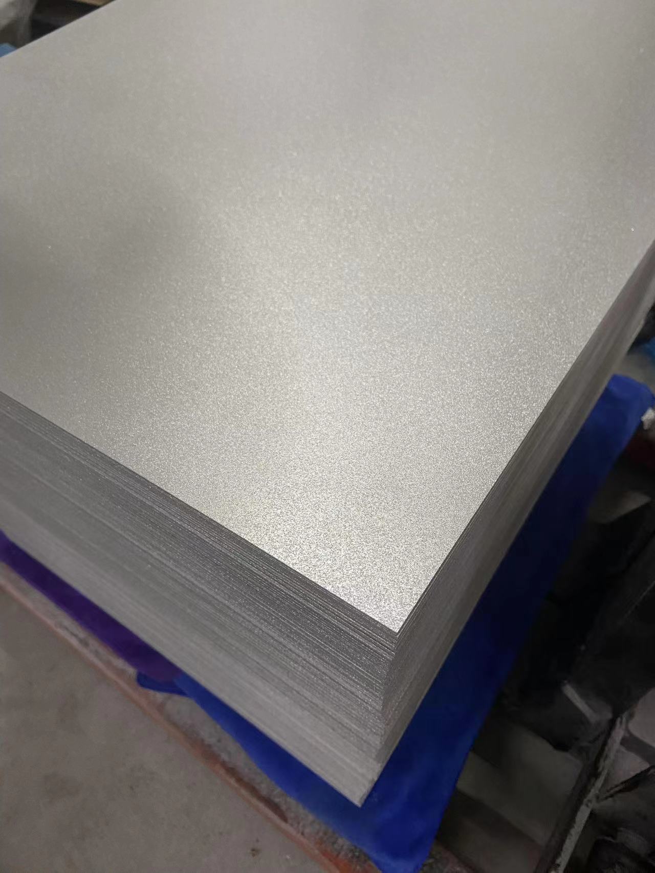 Aluminum Finish Card Laminated Steel Plate Heavy Roughness Value ID ...