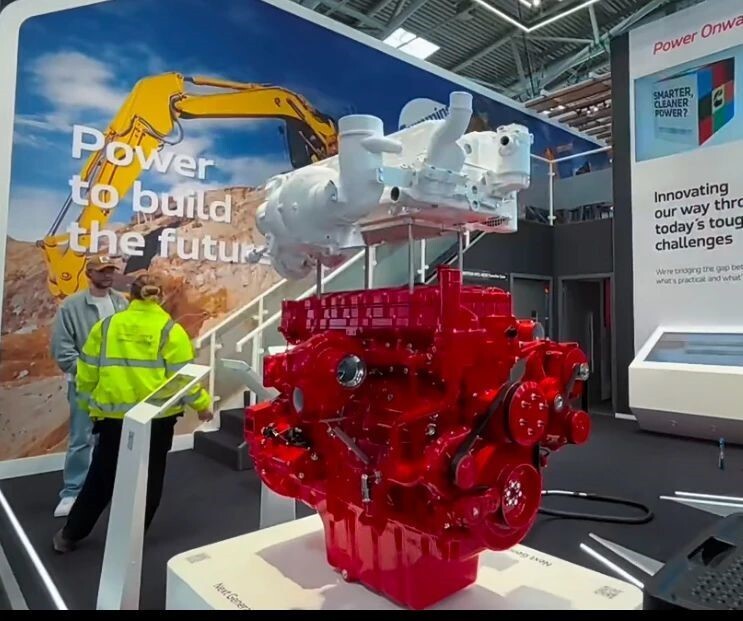 New generation Cummins 15L off-road engine unveiled at Bauma Germany ...