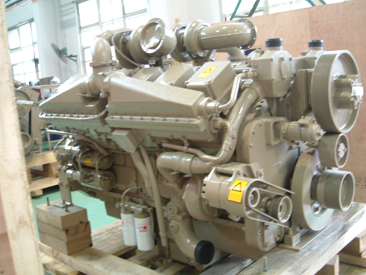 Cummins KTA38 Diesel Marine Engines