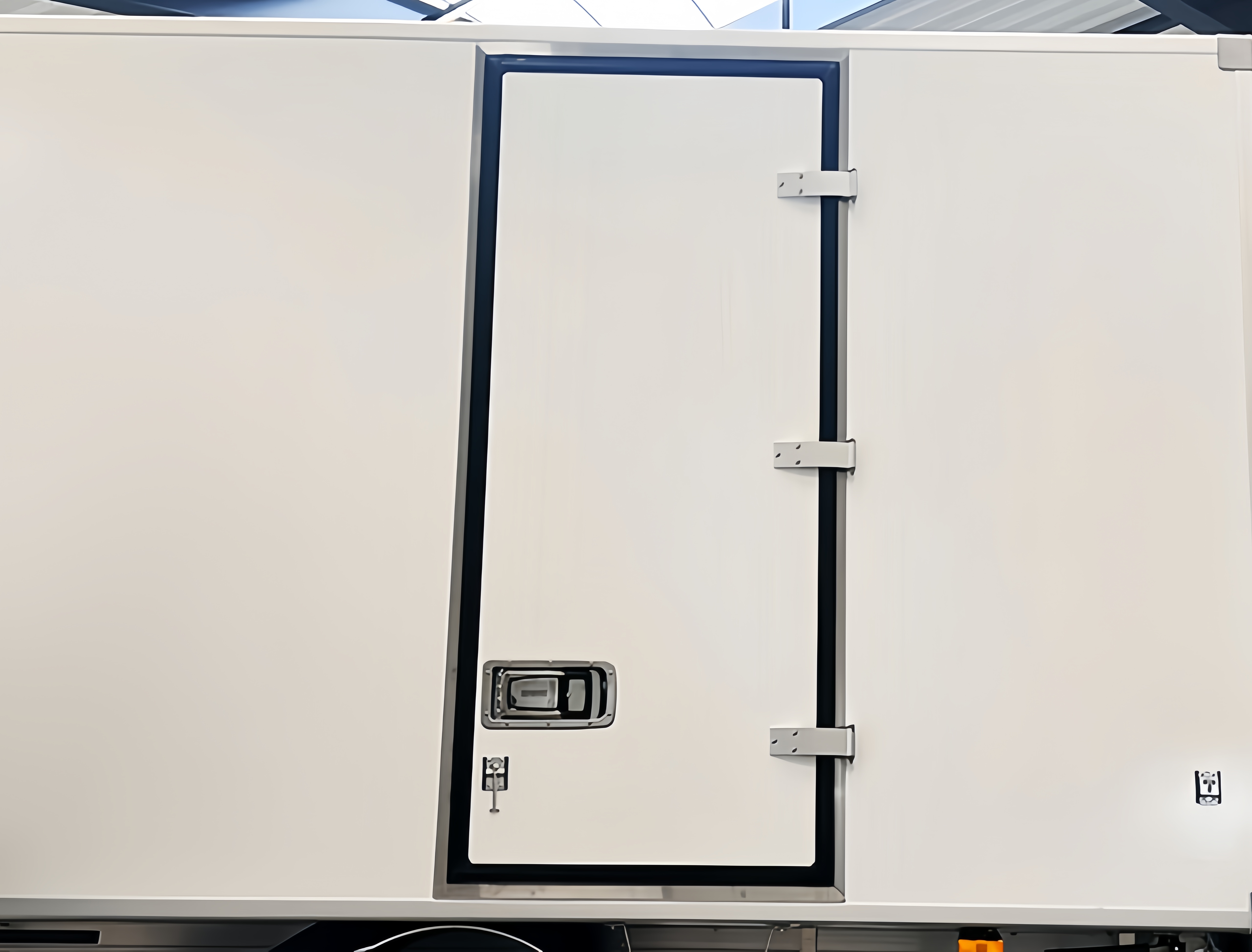Rear and Side door for Refrigerated Truck bodies | Reefer Truck bodies