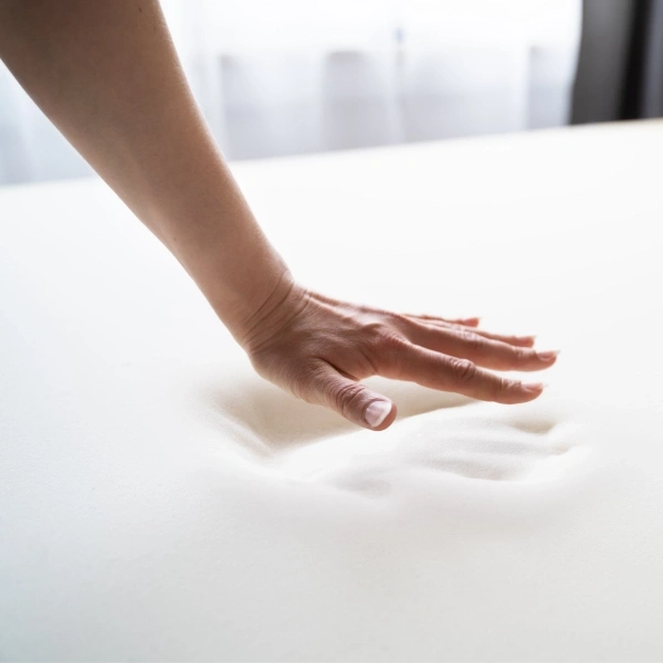 How Do Polyurethane Catalysts Affect Memory Foam Performance?