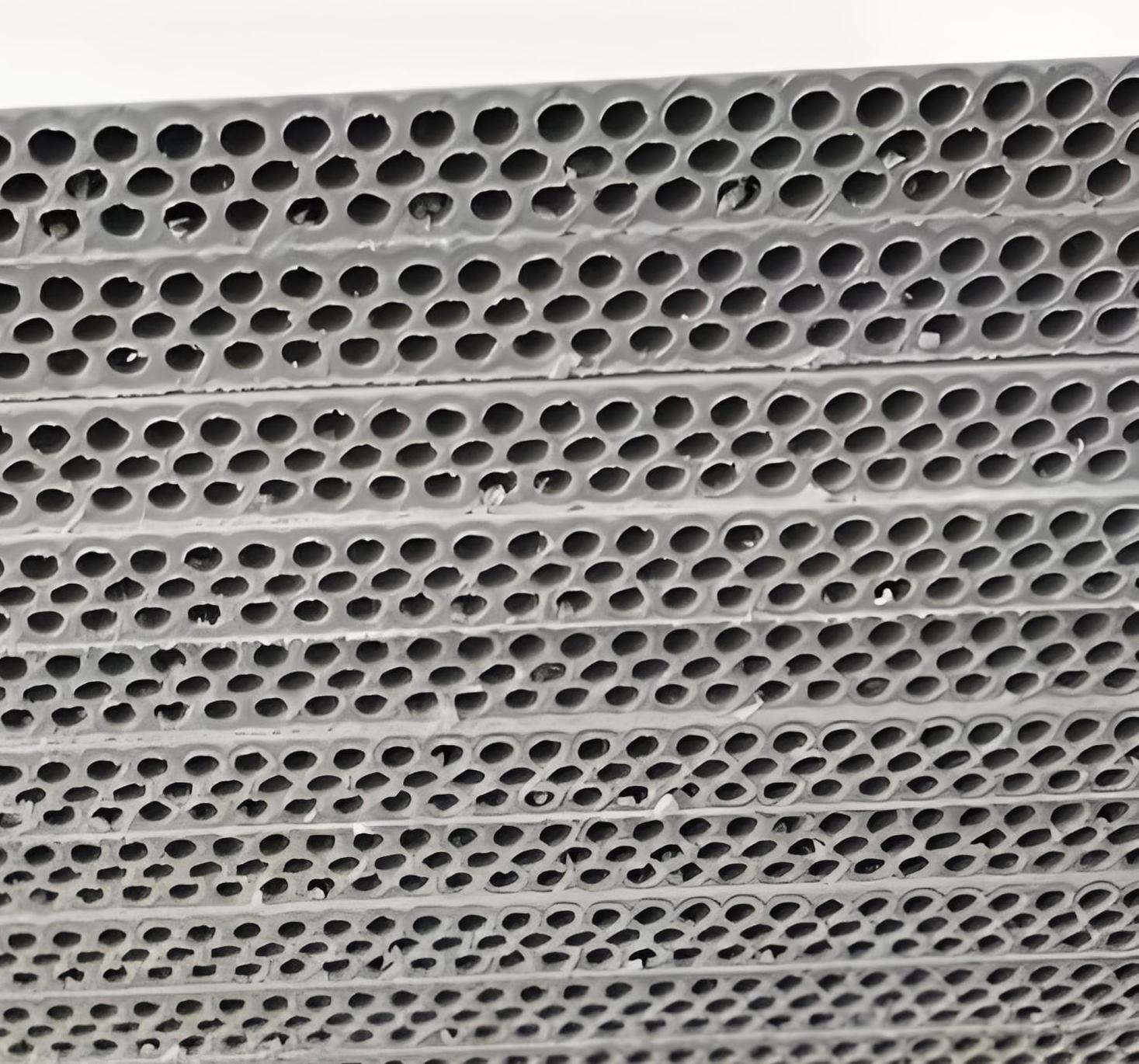 Plastic hollow board