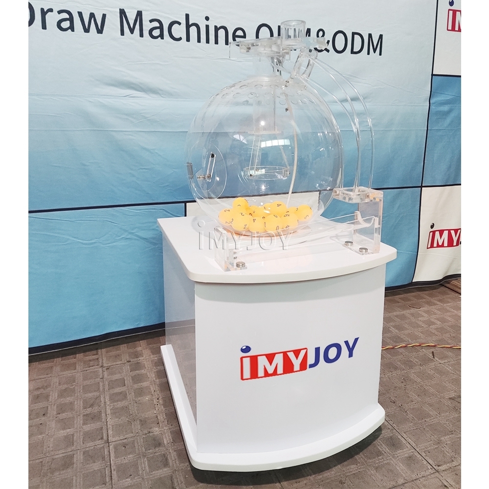Automatic electronic lotto draw bingo gambing wining number balls ...