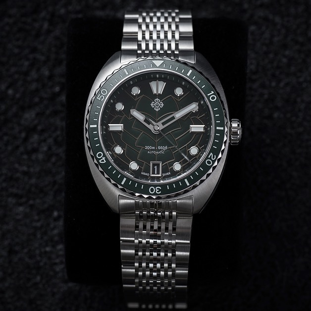IXDAO stainless steel turtle diver wave dial NH35 movement watch JD-X07S