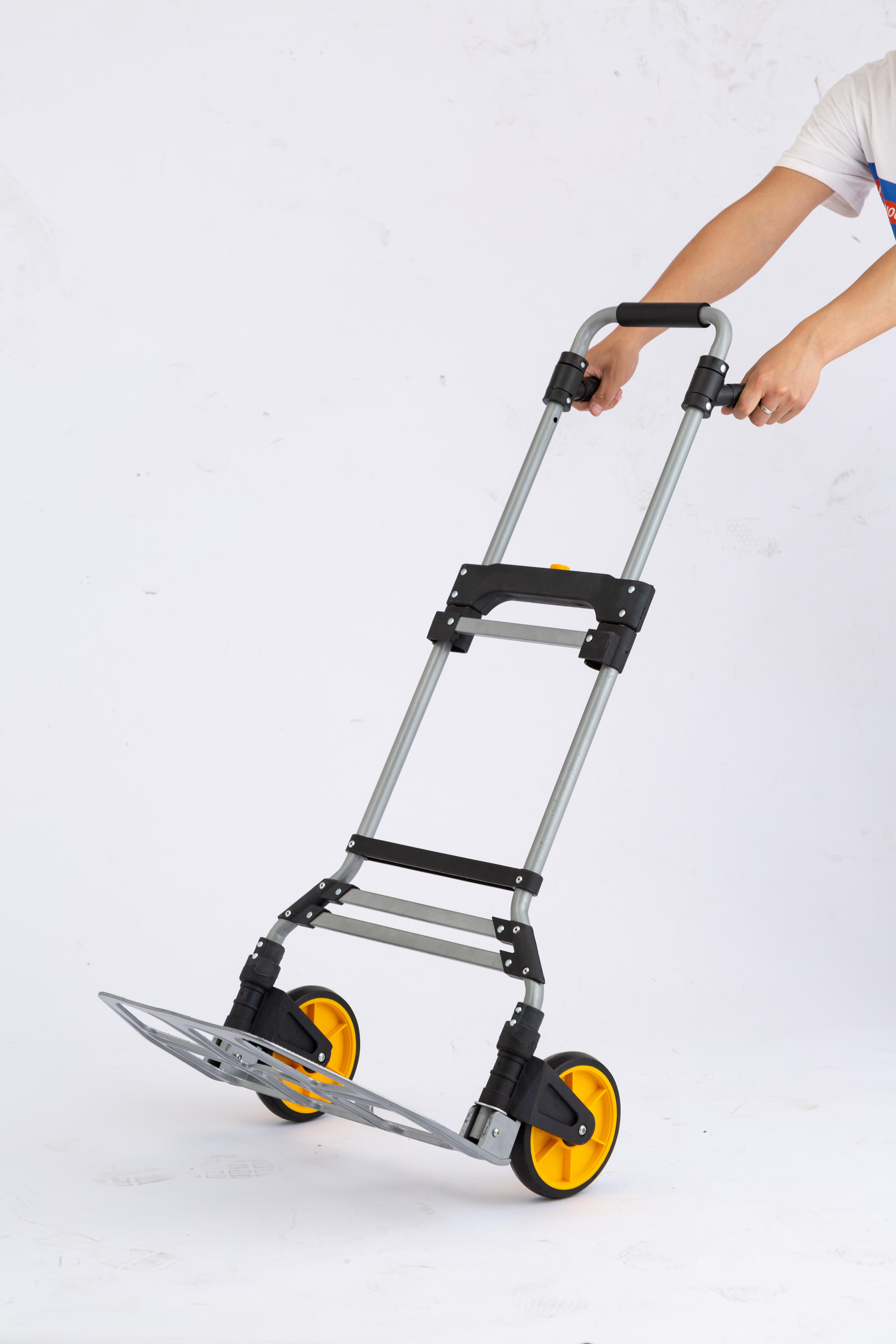 folding pull trolley