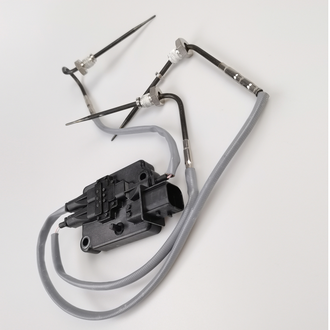 4384812 EGT Sensor DPF Temperature Sensor Cummins diesel engine SCR