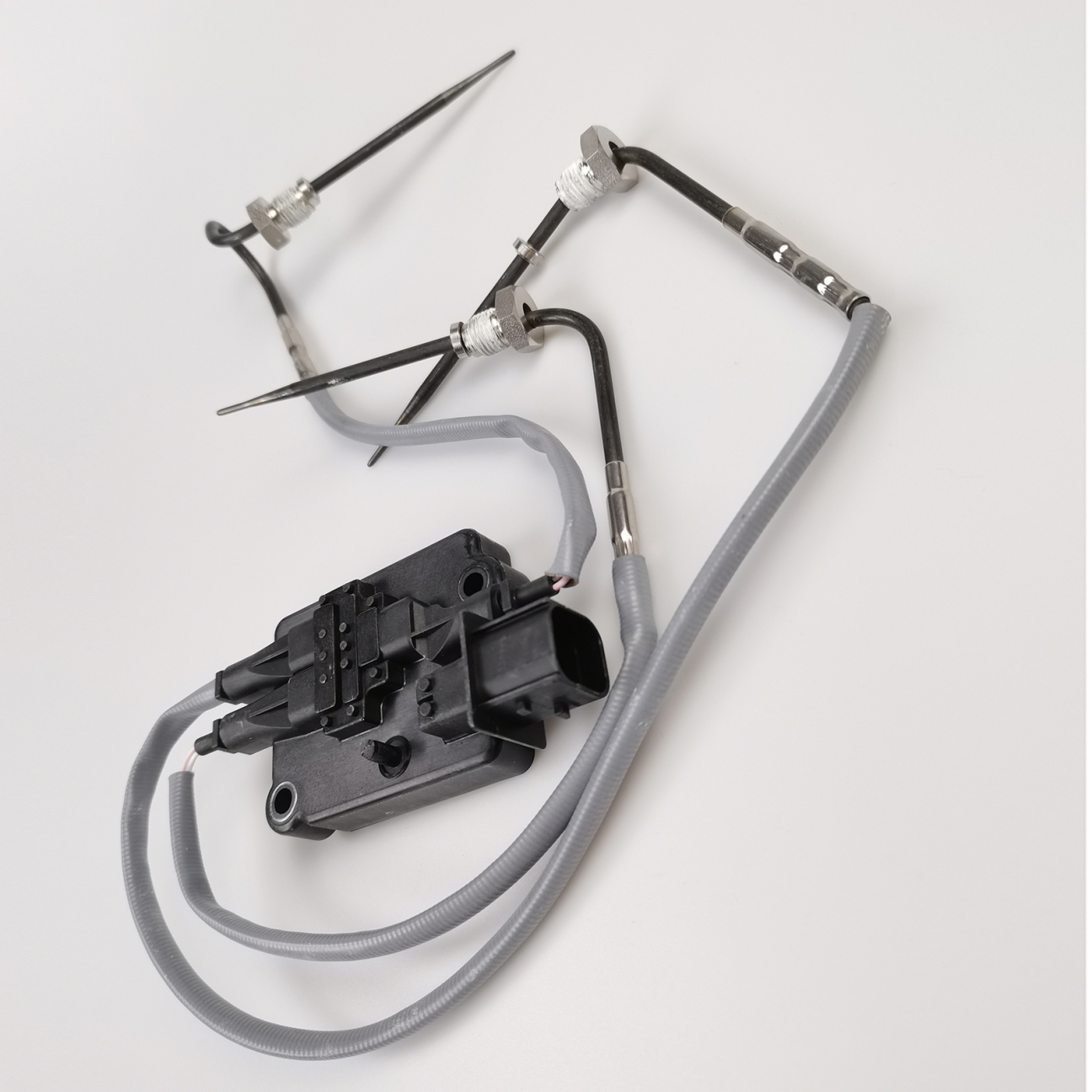 4384812 EGT Sensor DPF Temperature Sensor Cummins diesel engine SCR