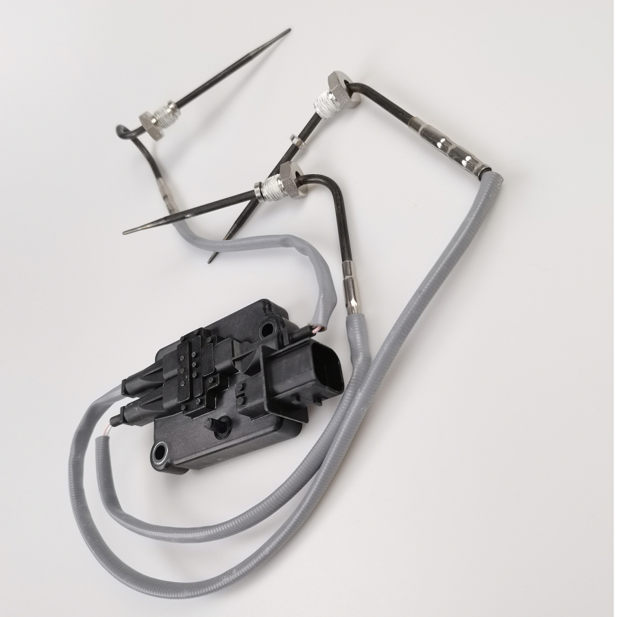 4384812 EGT Sensor DPF Temperature Sensor Cummins diesel engine SCR