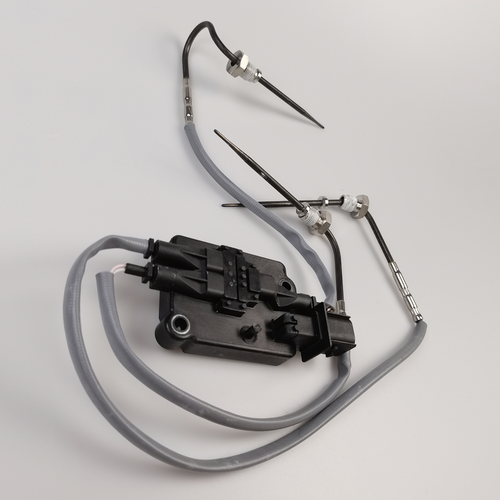 4384812 EGT Sensor DPF Temperature Sensor Cummins diesel engine SCR