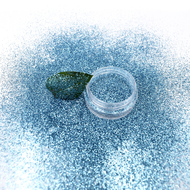 Regular metallic glitter